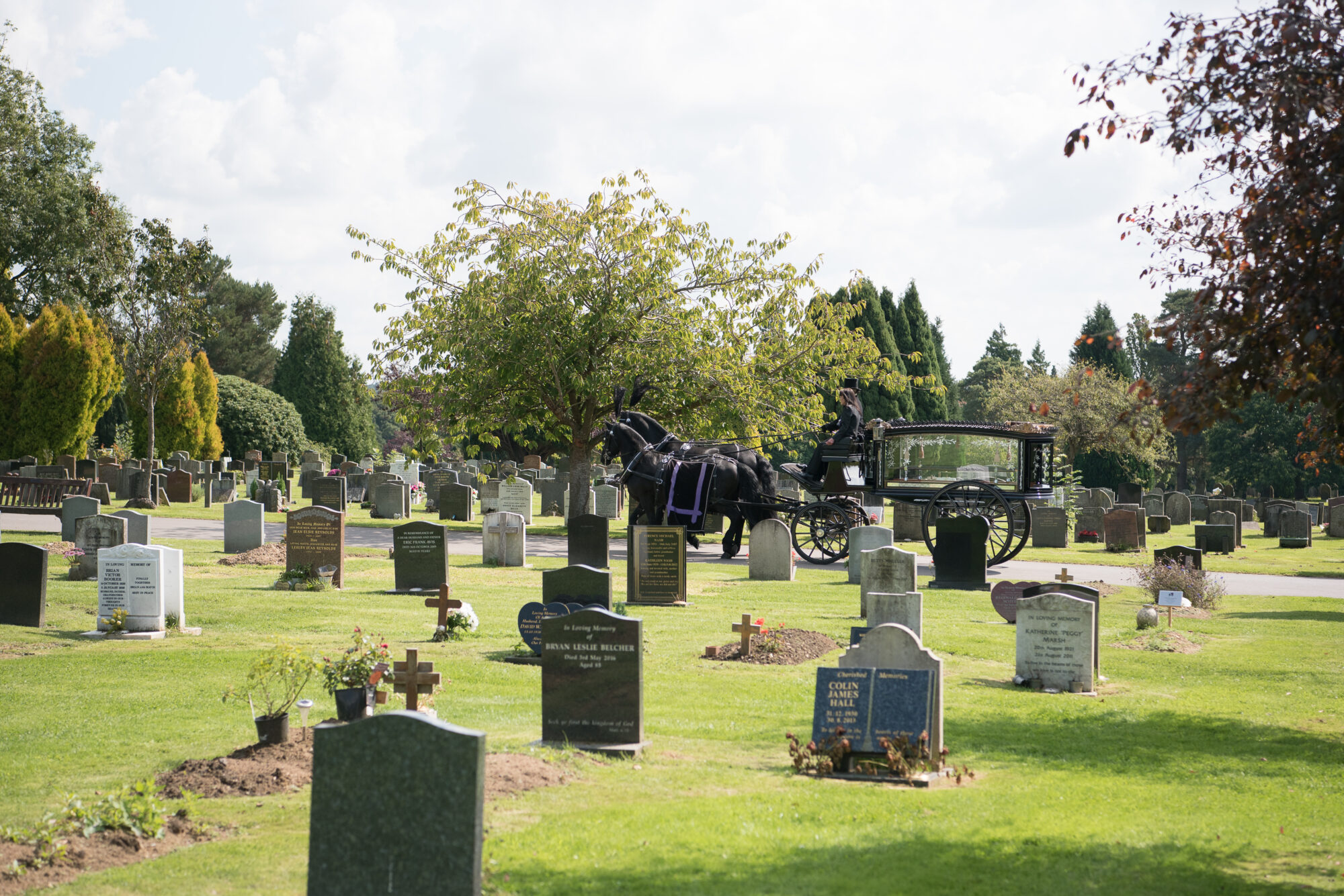 Memorials and Tributes | Honouring Loved Ones